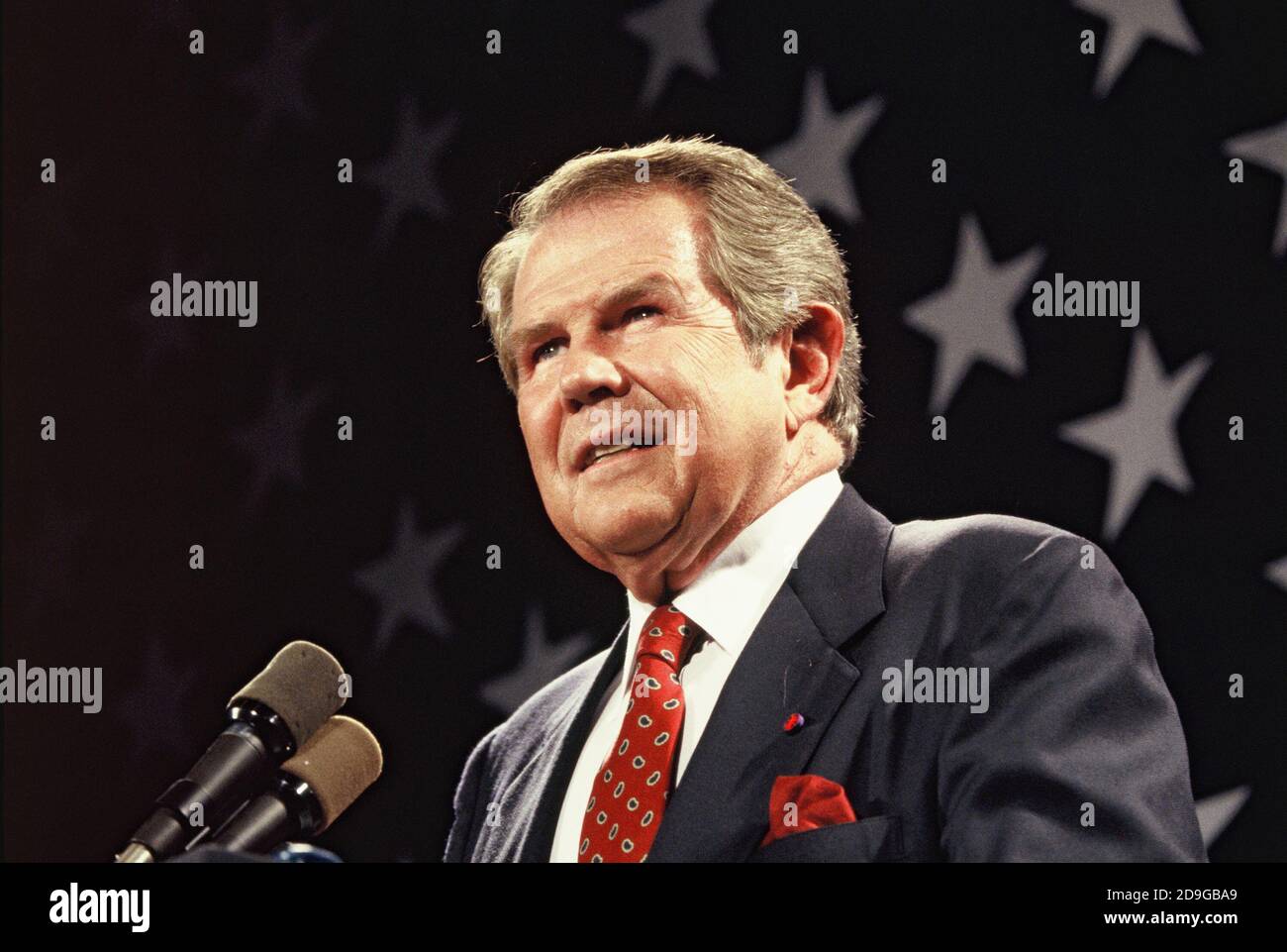Pat Robertson at the Republican Convention 1992 Photo by Dennis Brack ...