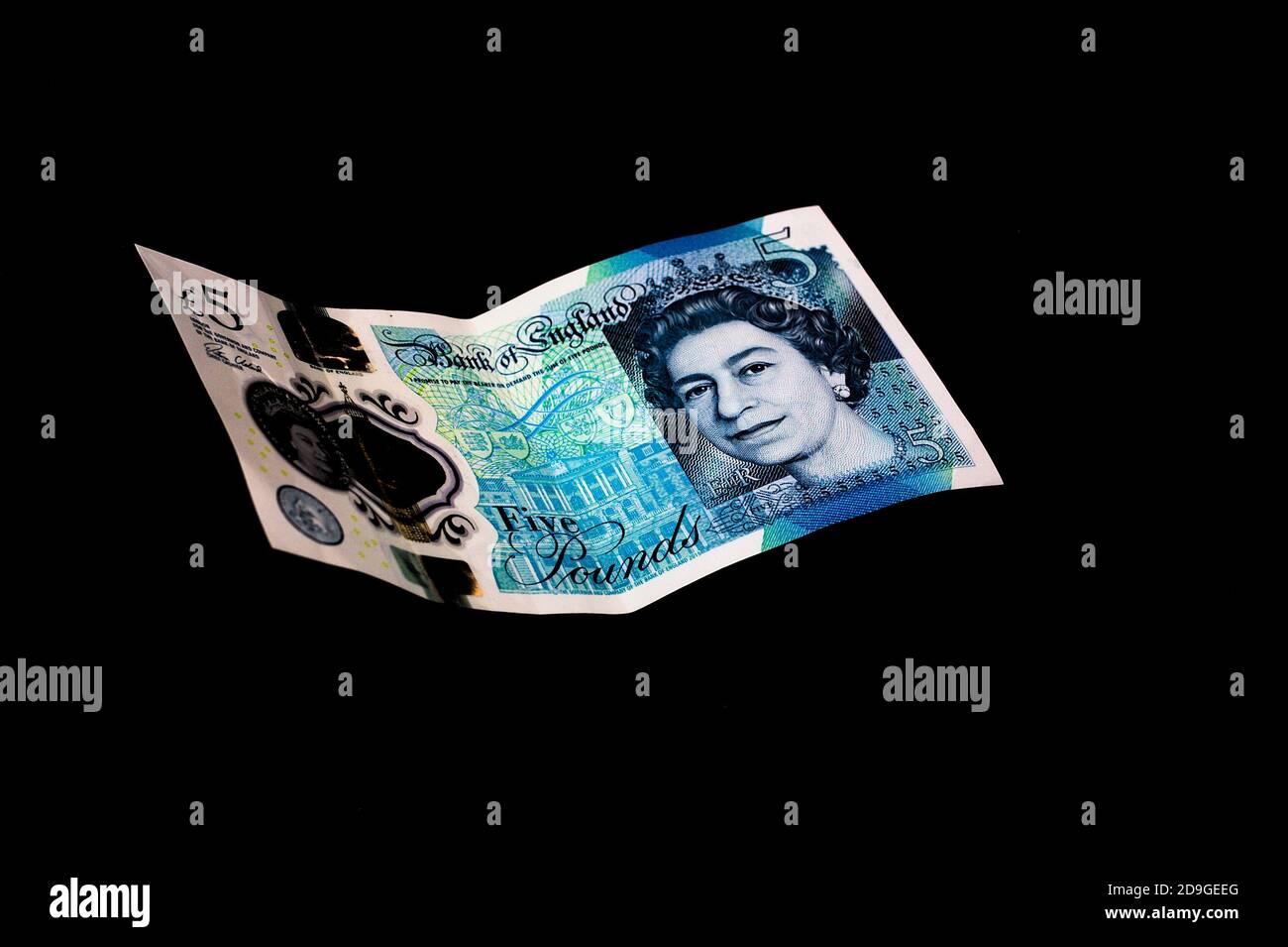 5 pounds hi-res stock photography and images - Alamy