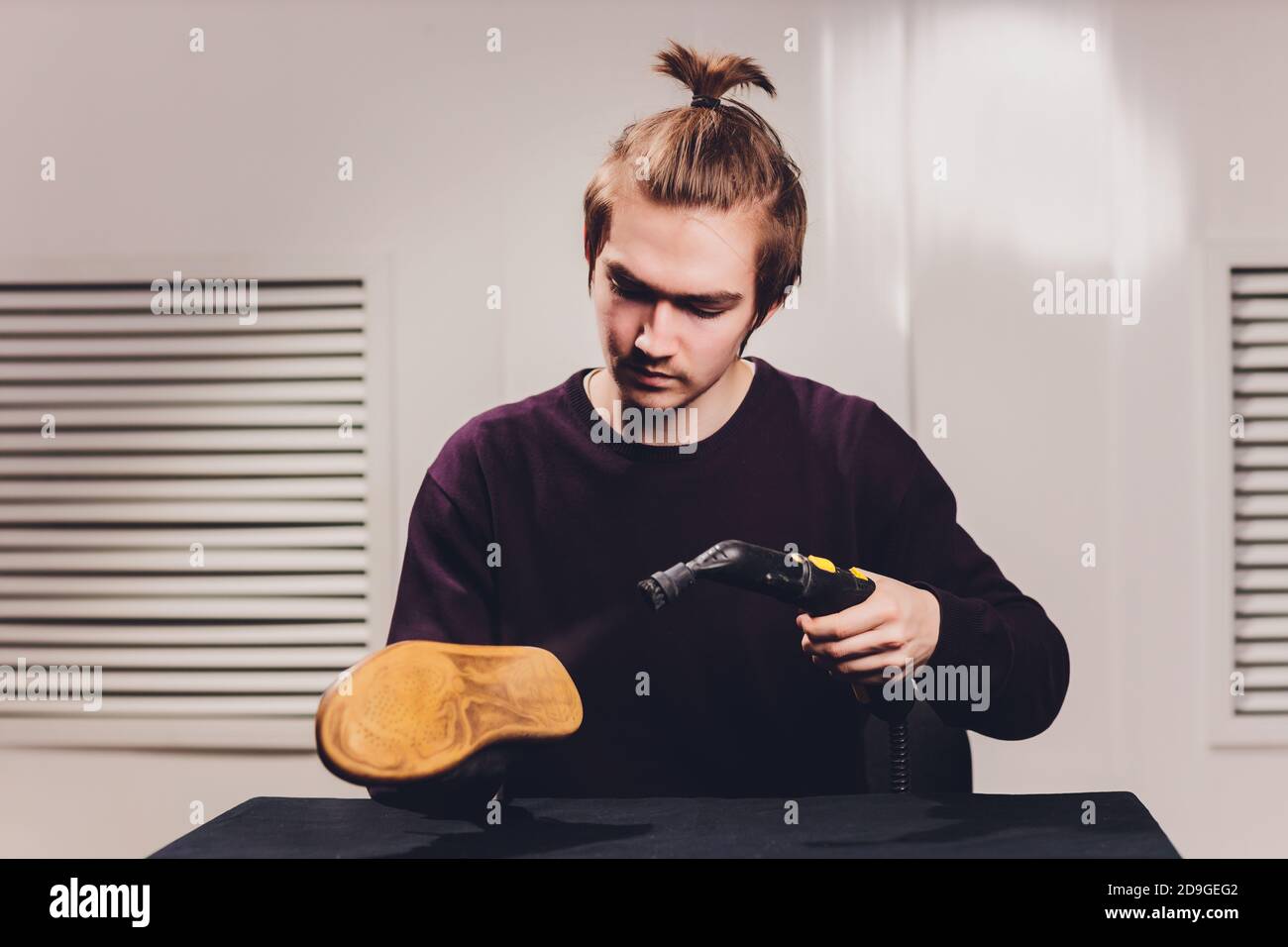 washing the dirty cleaning the shoes with a steam cleaner Stock Photo ...
