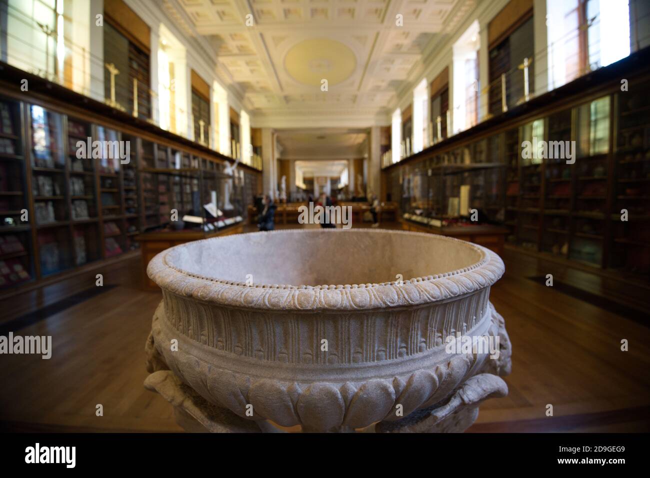 Study room british museum hi-res stock photography and images - Alamy