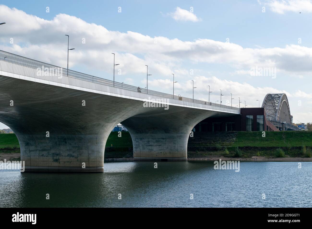 Background waal bridge hi-res stock photography and images - Alamy