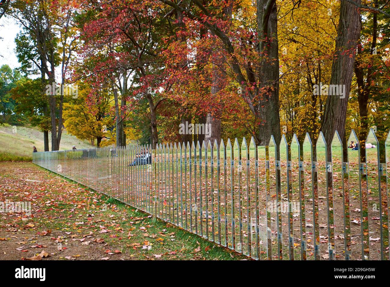 Alyson Shotz's Mirror Fence sculpture, a play on the traditional white ...