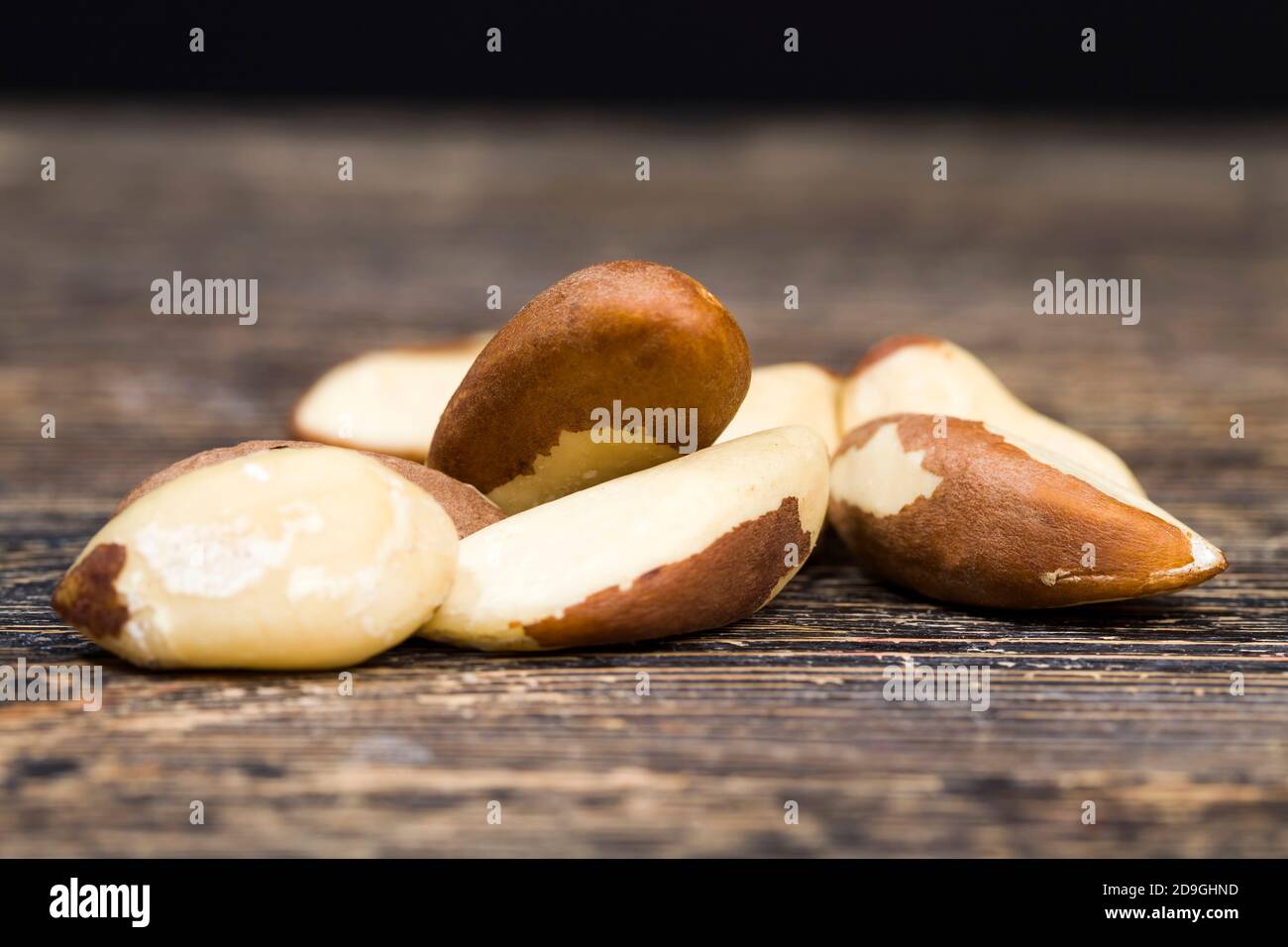 quality raw nuts ready to eat Stock Photo - Alamy