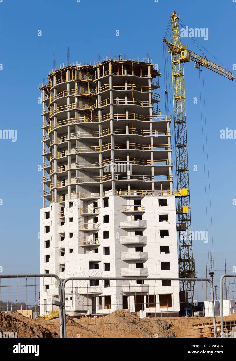 Monolithic construction hi-res stock photography and images - Alamy
