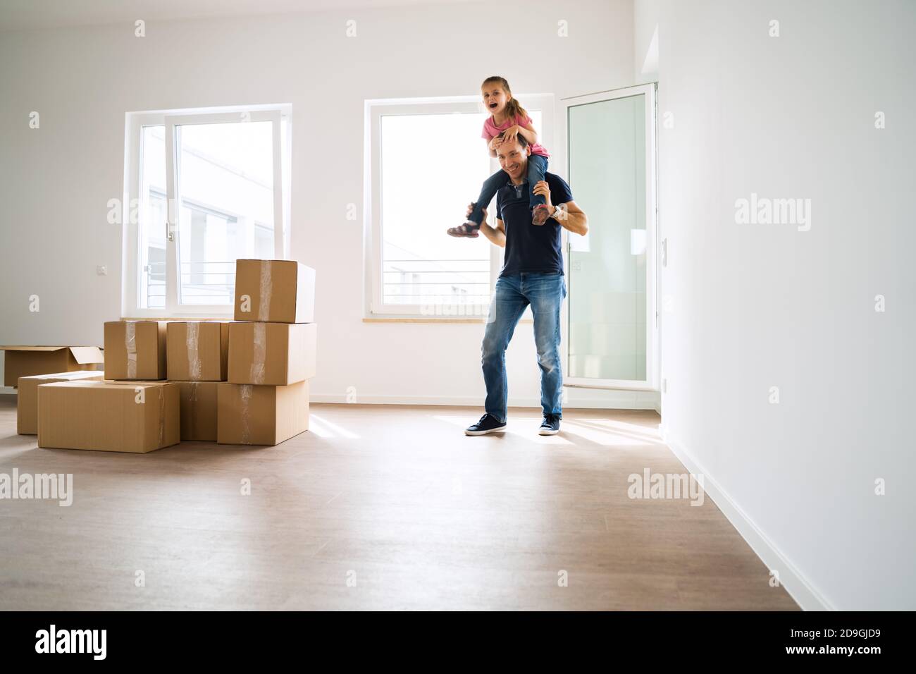 Child moving house hi-res stock photography and images - Alamy