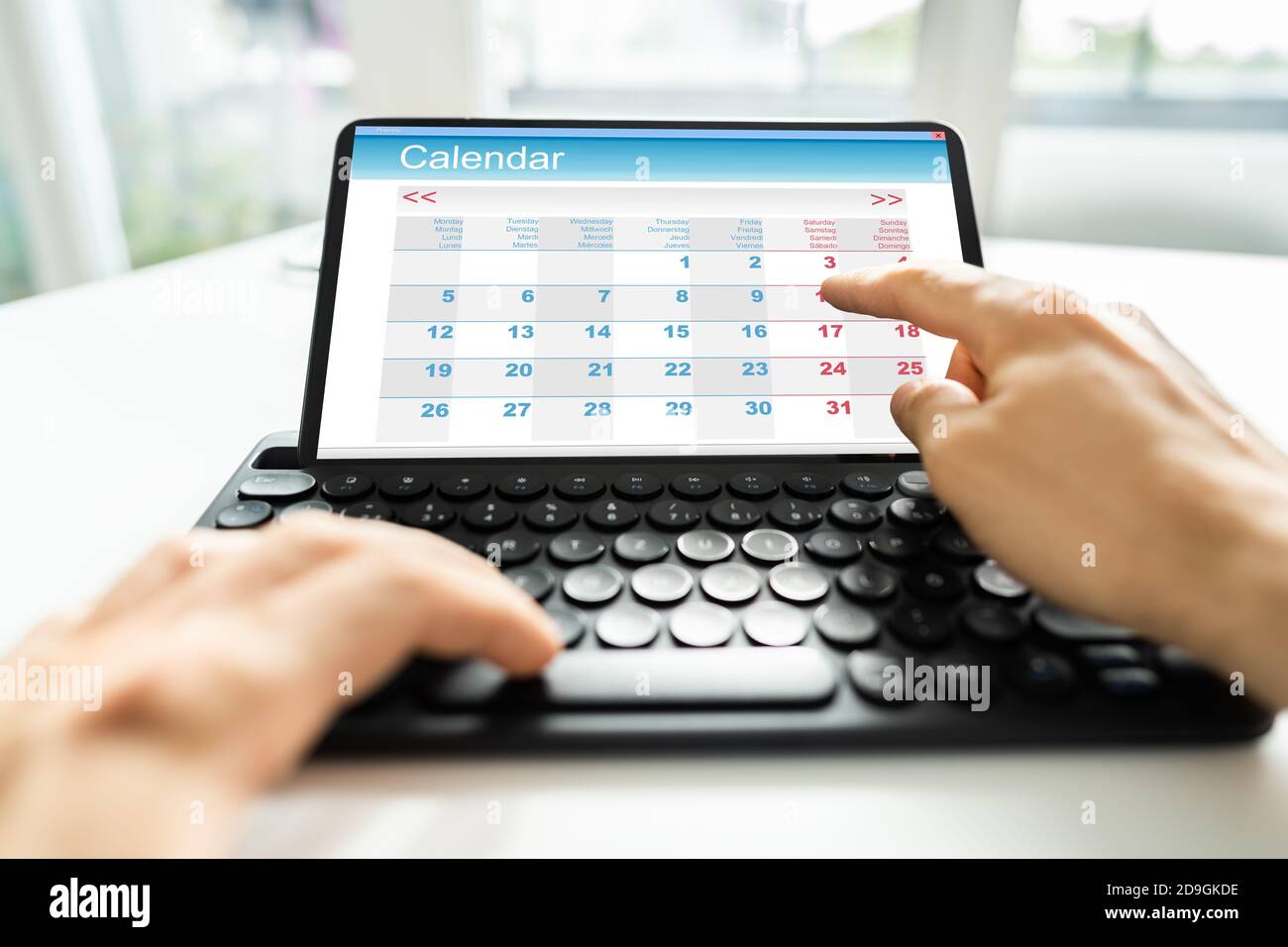 Tablet calendar hi-res stock photography and images - Alamy