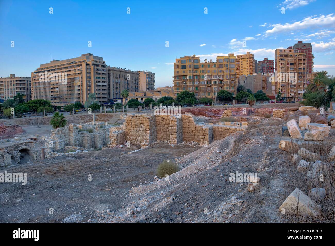 At the end of the 7th century AD, Alexandria was in decline. Grand ...