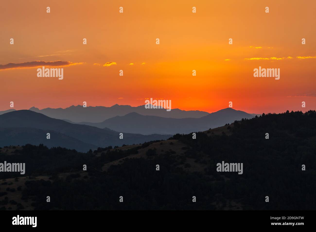 Shadow of mountains hi-res stock photography and images - Alamy