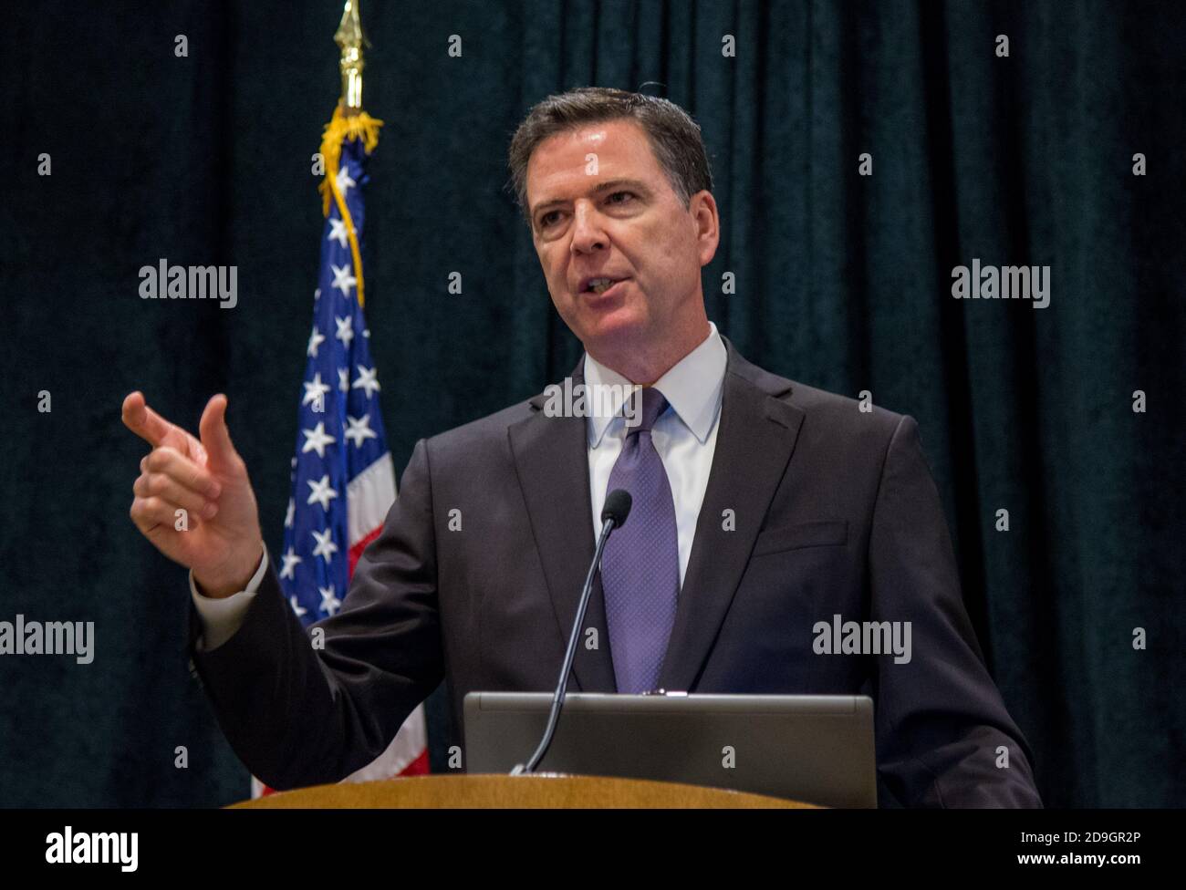 James comey hi-res stock photography and images - Alamy