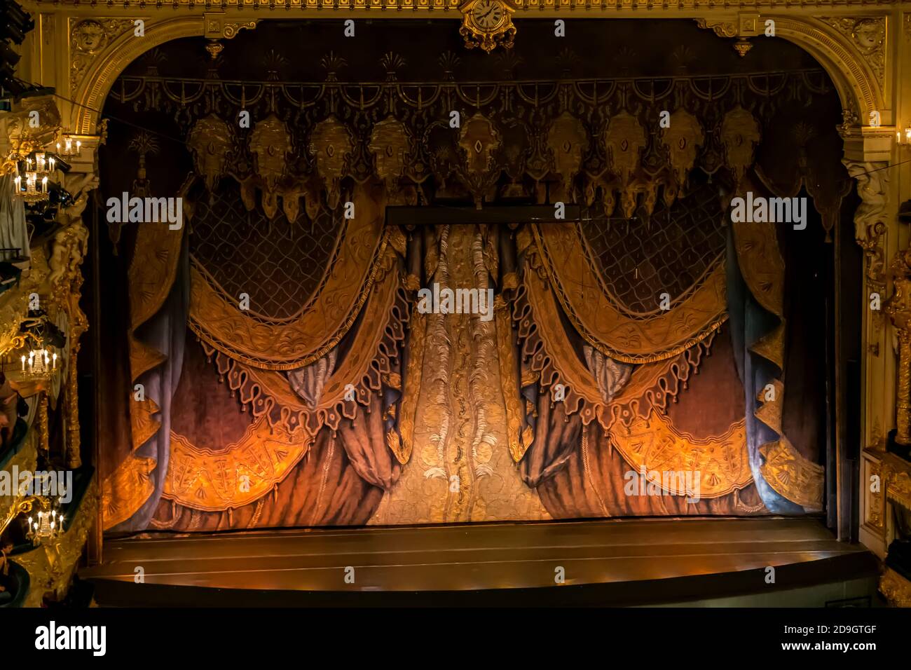 Mariinsky theatre historic opera hi-res stock photography and images ...