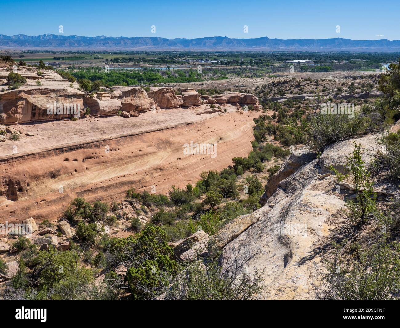 One of Pollock Canyon's side canyons, Pollock Bench Trail, McInnis ...