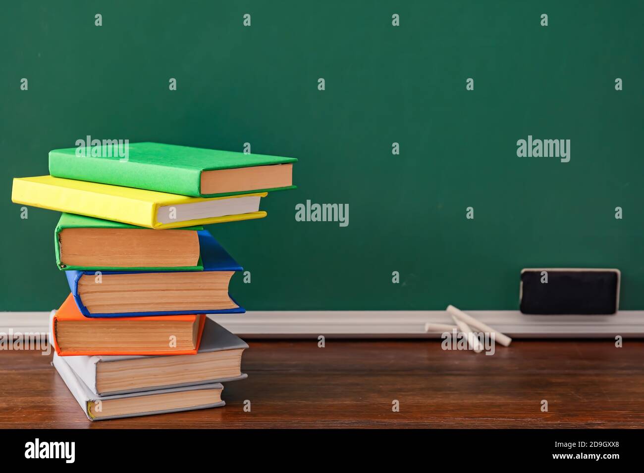 Exercise books to teach school supplies hi-res stock photography and ...