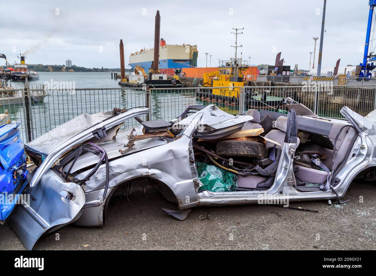 Car crushed hi-res stock photography and images - Alamy