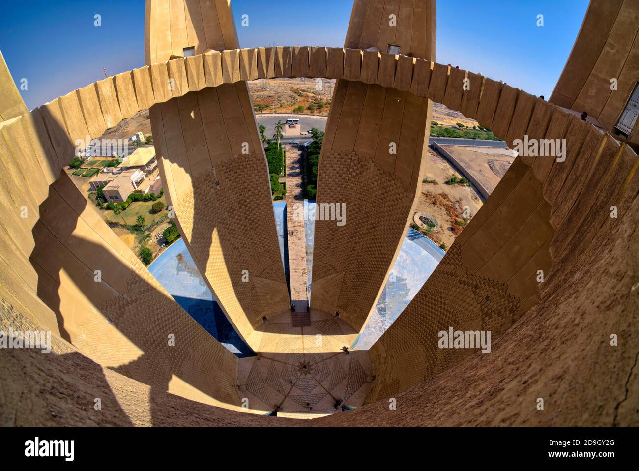 Aswan high dam memorial monument hi-res stock photography and images ...