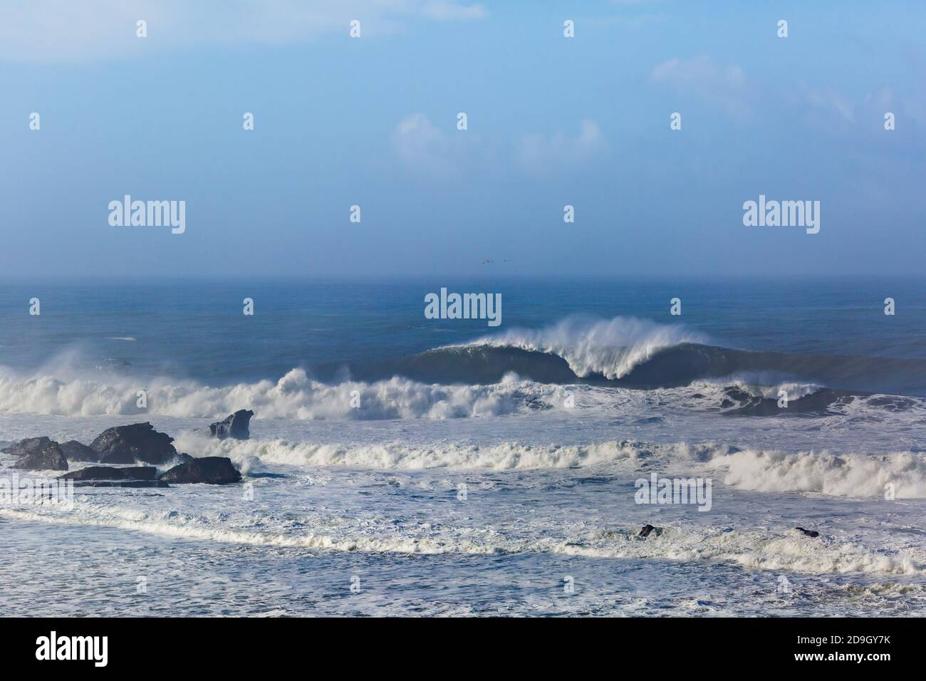 Mavericks beach hi-res stock photography and images - Alamy