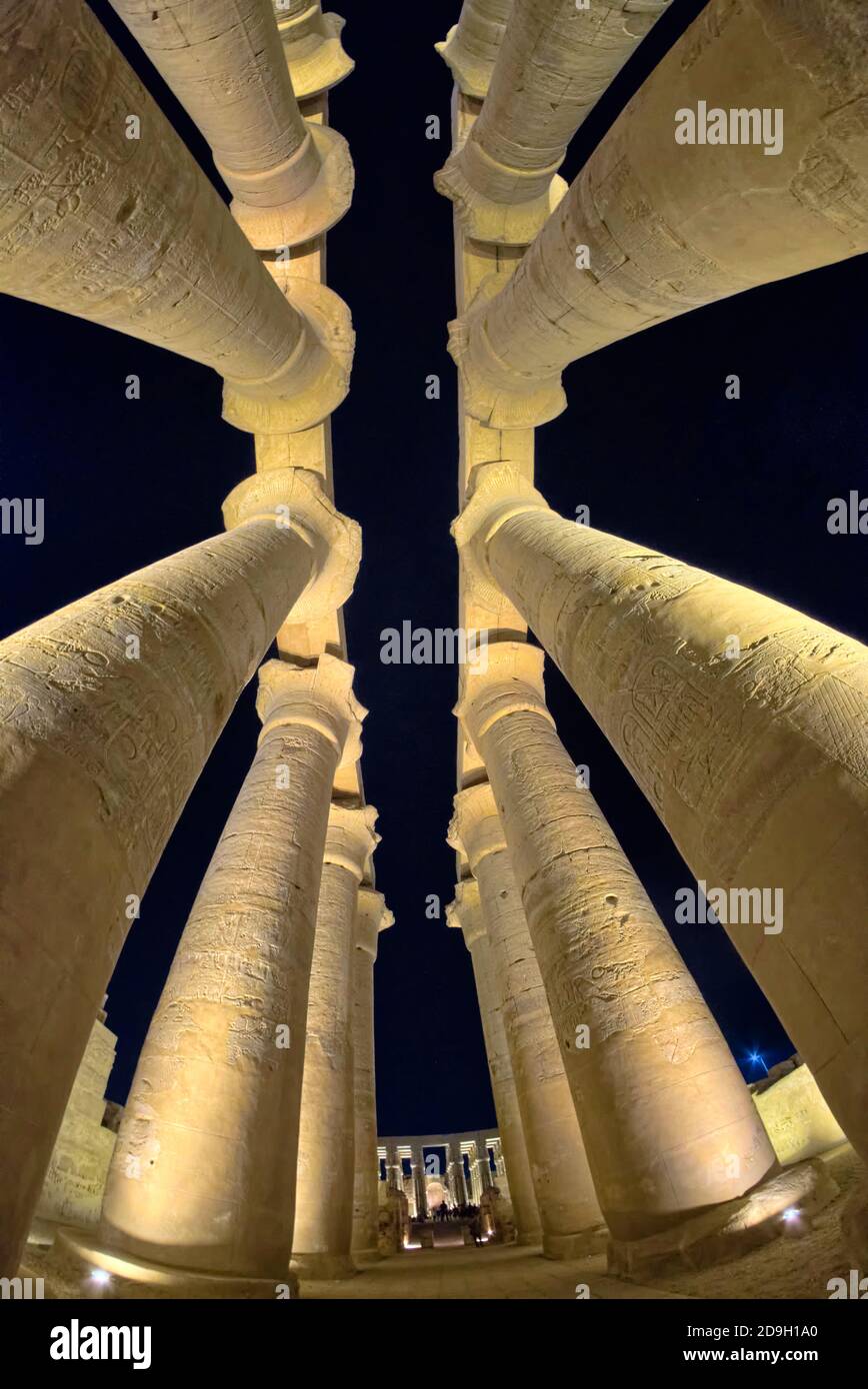 The Luxor temple has two outer courtyards connected by a column line ...