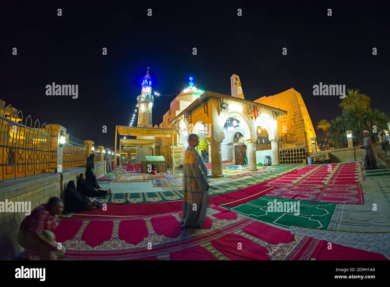 Mamluk architecture hi-res stock photography and images - Alamy