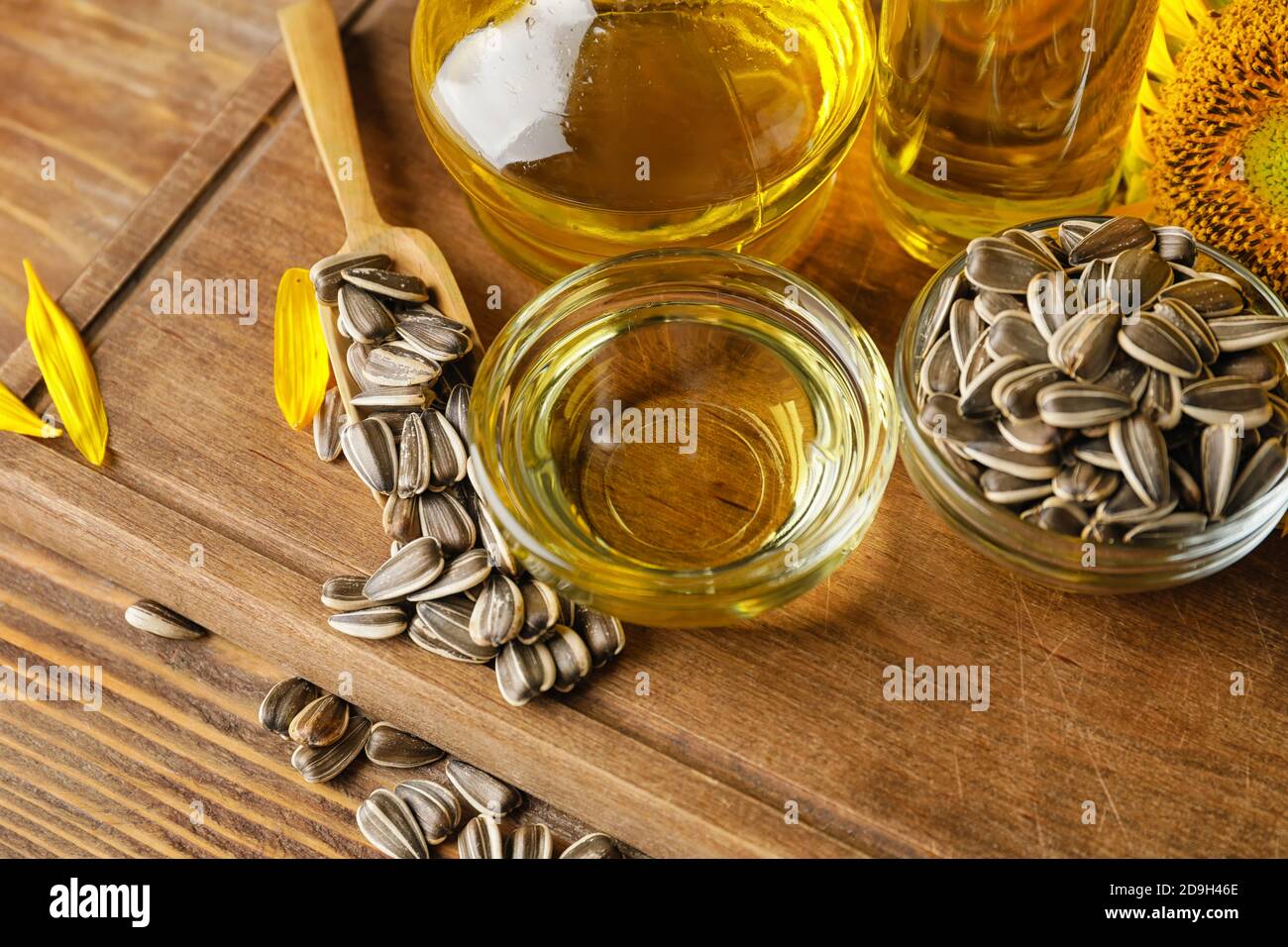 Composition with sunflower oil on table Stock Photo - Alamy
