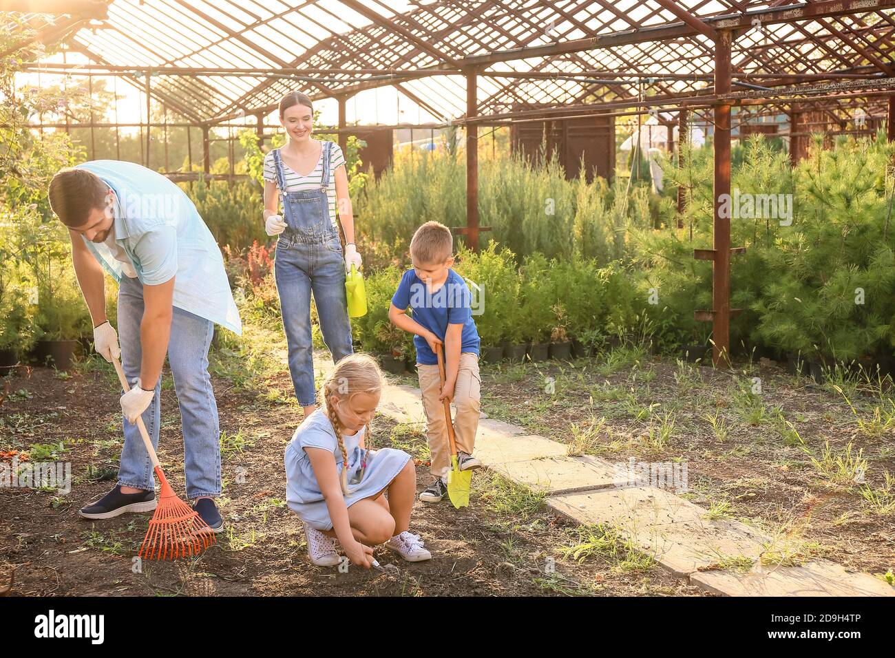 Father son mother farm working hi-res stock photography and images - Alamy