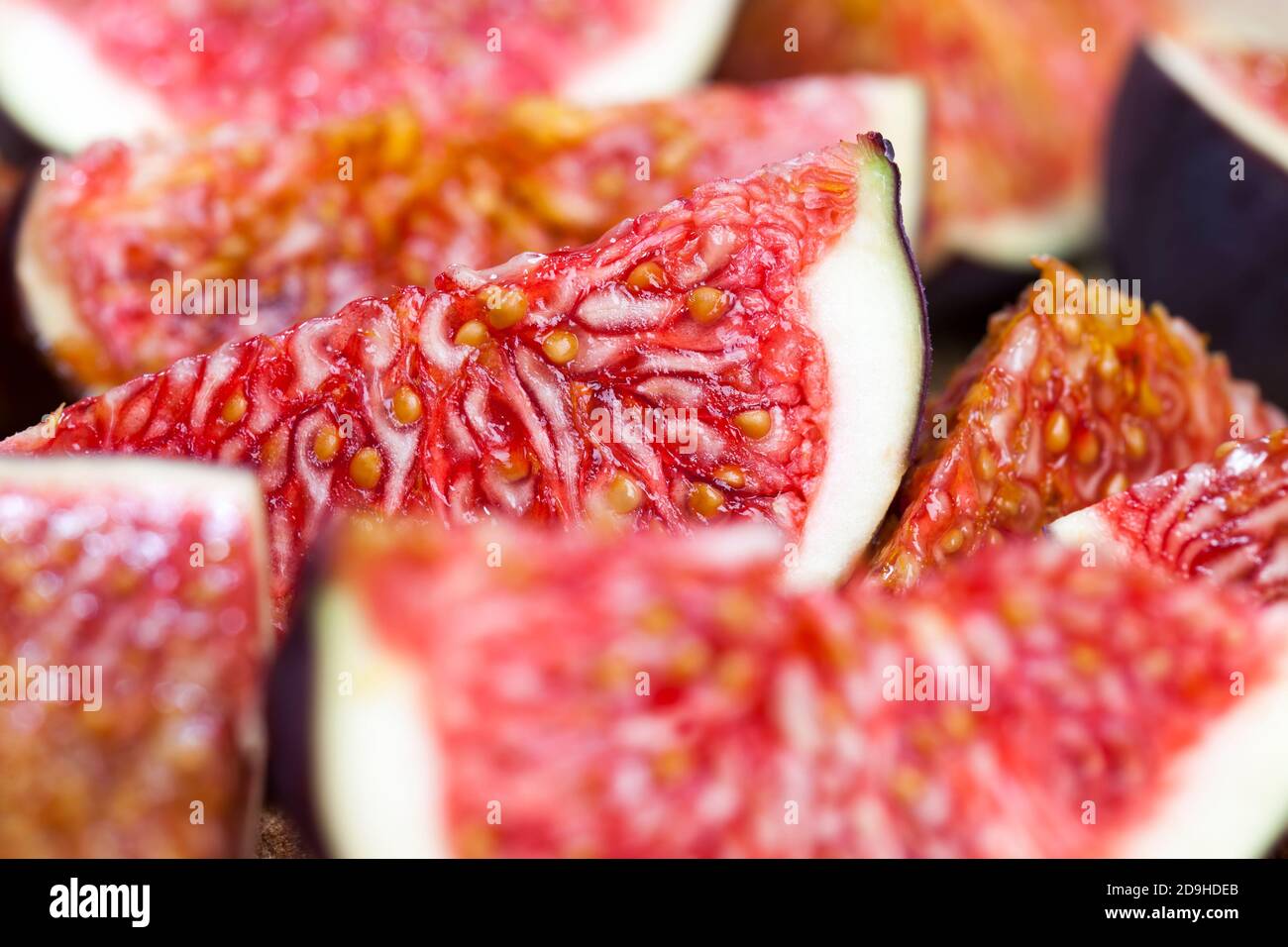 sliced fruit of ripe figs Stock Photo - Alamy