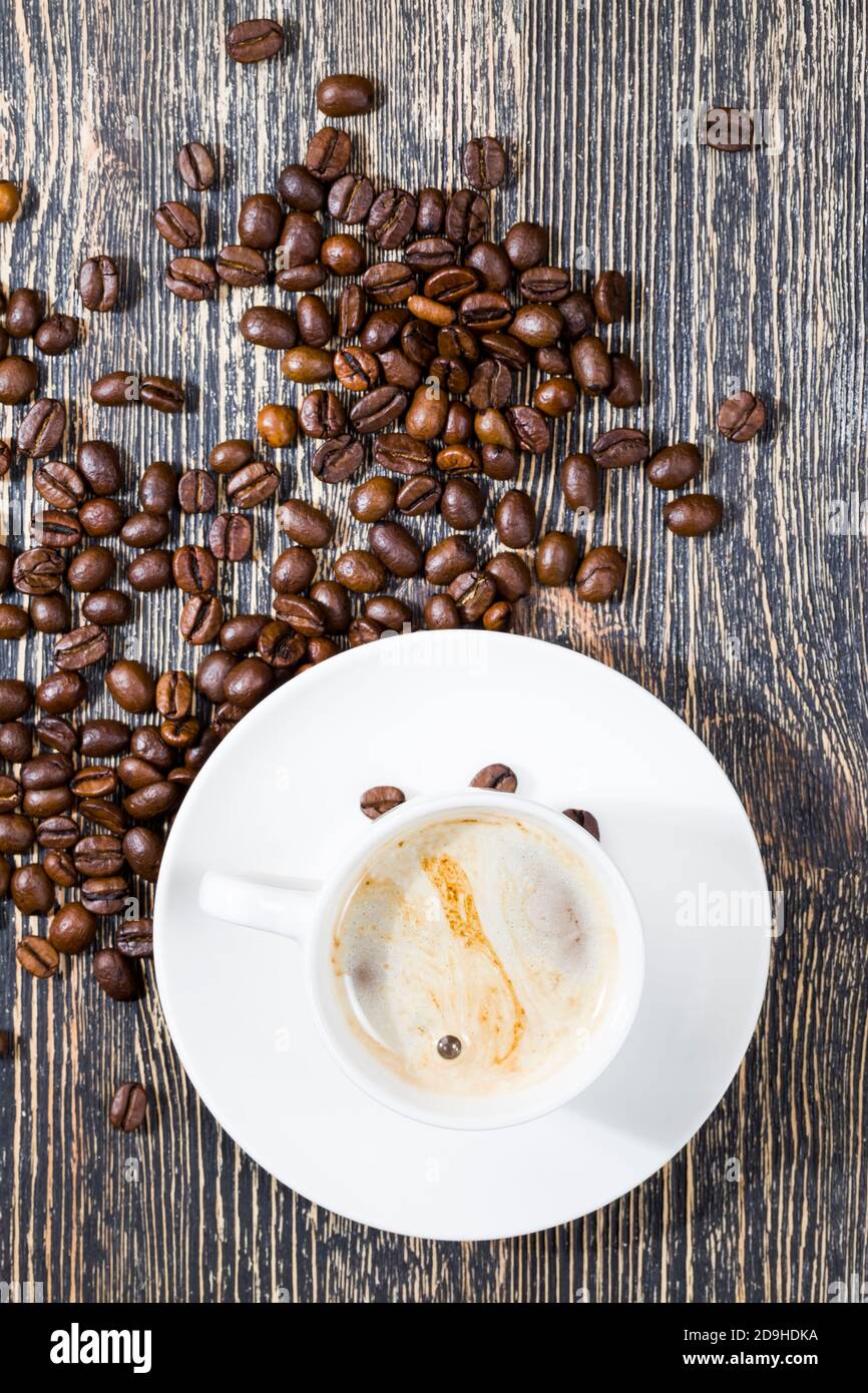 natural fresh roasted coffee beans Stock Photo - Alamy