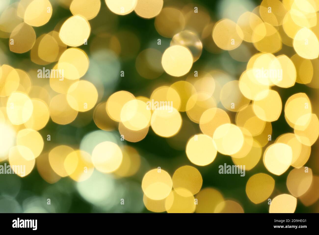 View of blurred Christmas lights Stock Photo - Alamy
