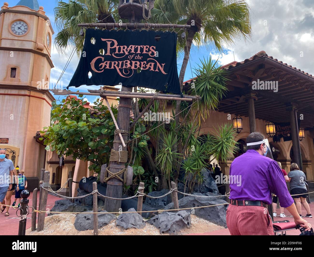 Pirates of the caribbean ride hi-res stock photography and images - Alamy