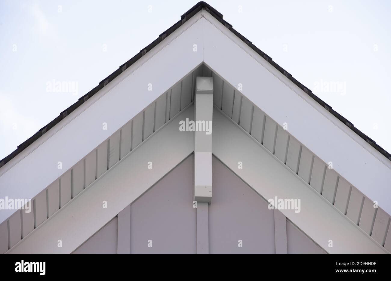 Frieze board hi-res stock photography and images - Alamy