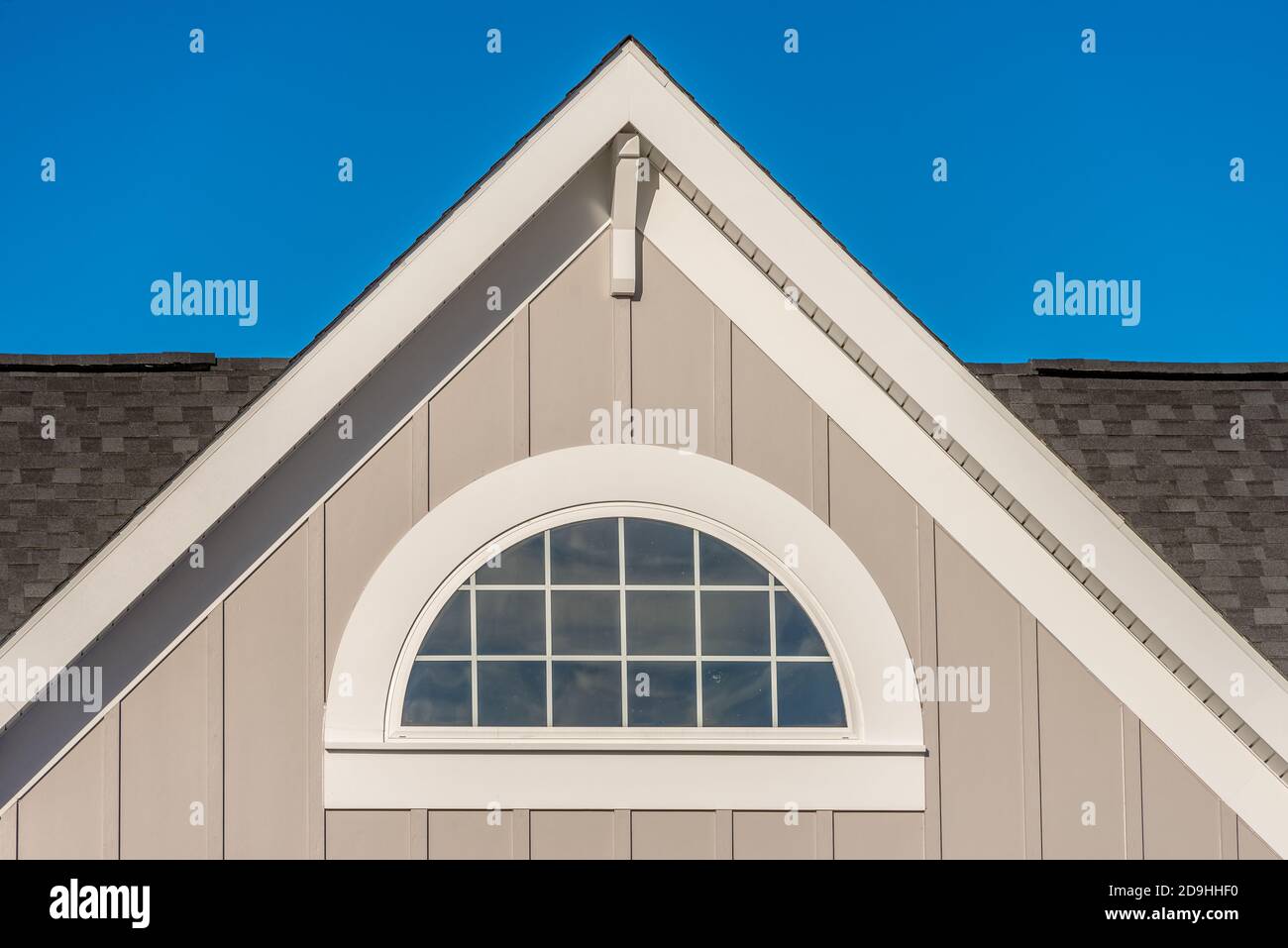 Beadboard ceiling hi-res stock photography and images - Alamy