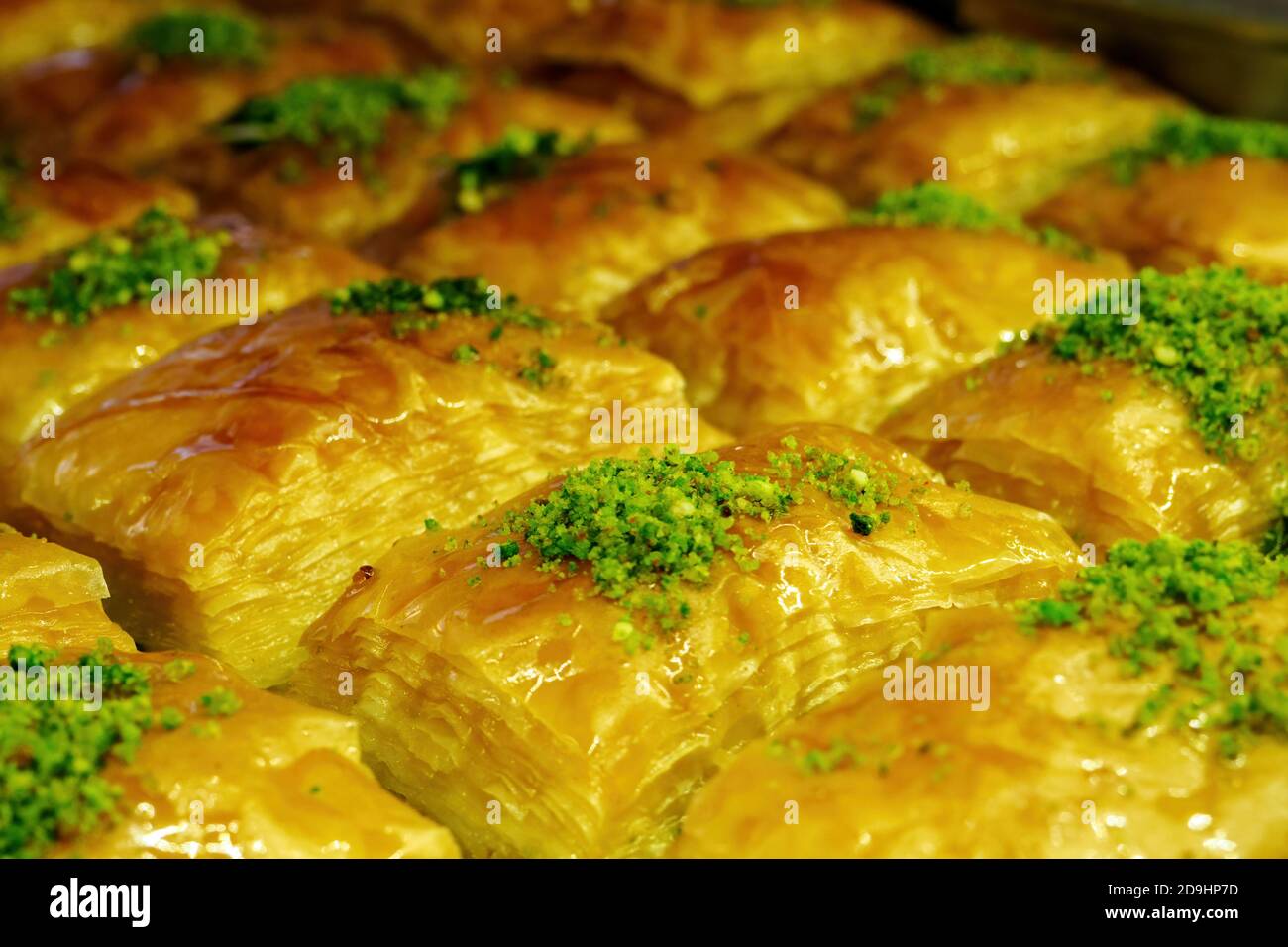 Green pistachio baklava hi-res stock photography and images - Alamy