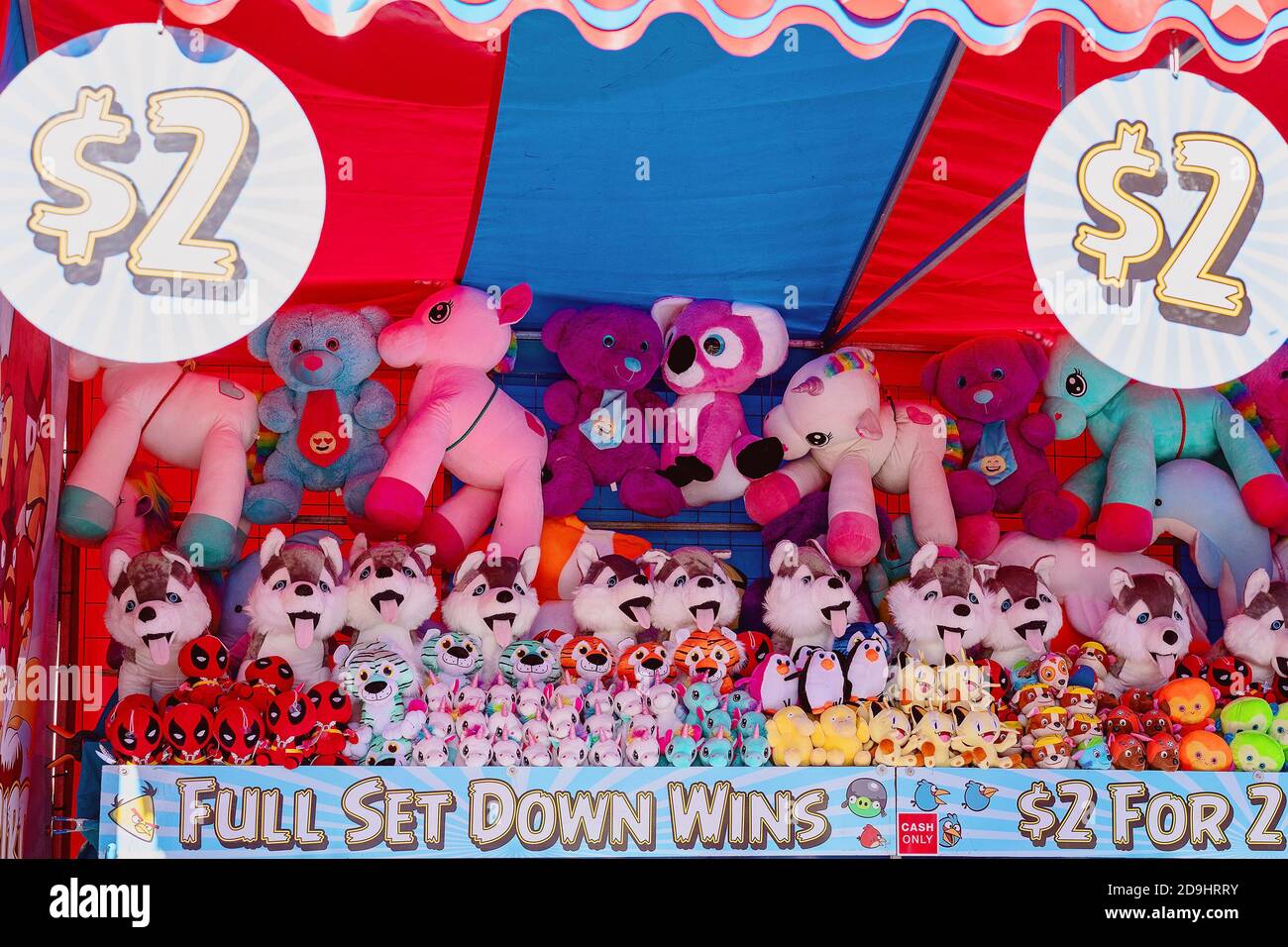 Circus sideshow posters hi-res stock photography and images - Alamy