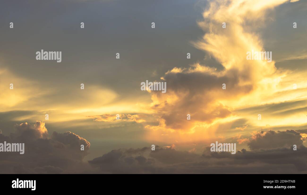 Desaturated evening sunset sky background Stock Photo - Alamy