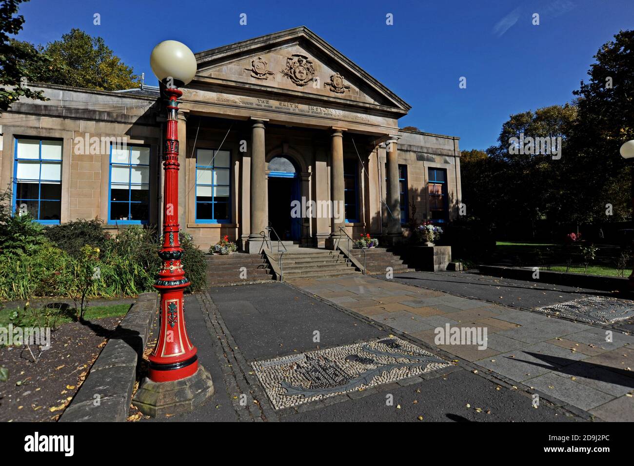 Front entrance of the Smith Art Gallery & Museum, Stirling, Scotland ...