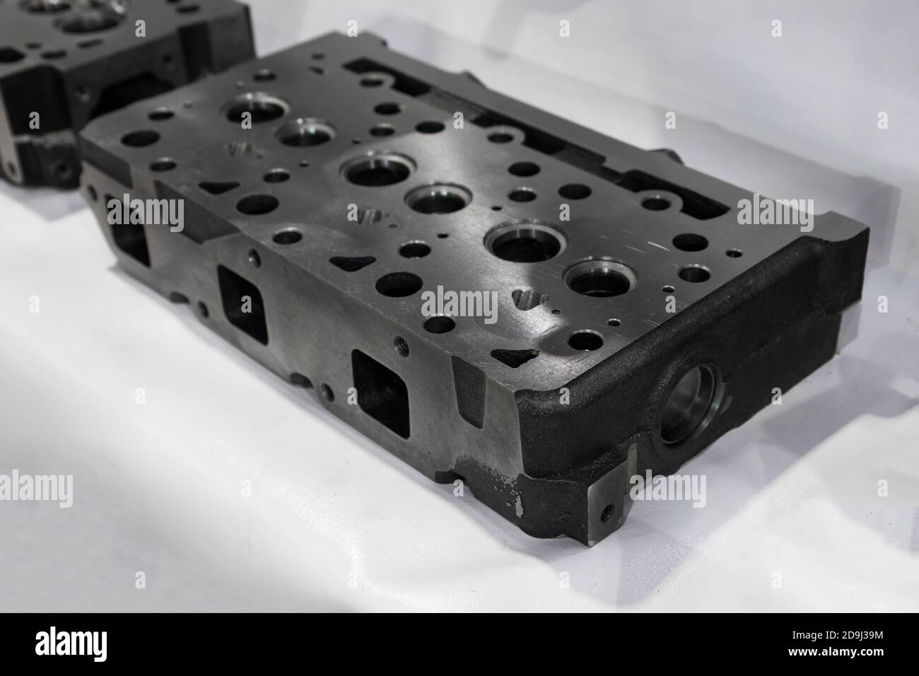 Cast iron cylinder head hi-res stock photography and images - Alamy