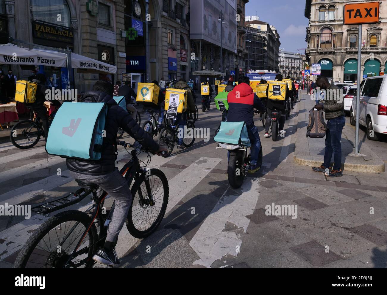 Ugl technology logo hi-res stock photography and images - Alamy