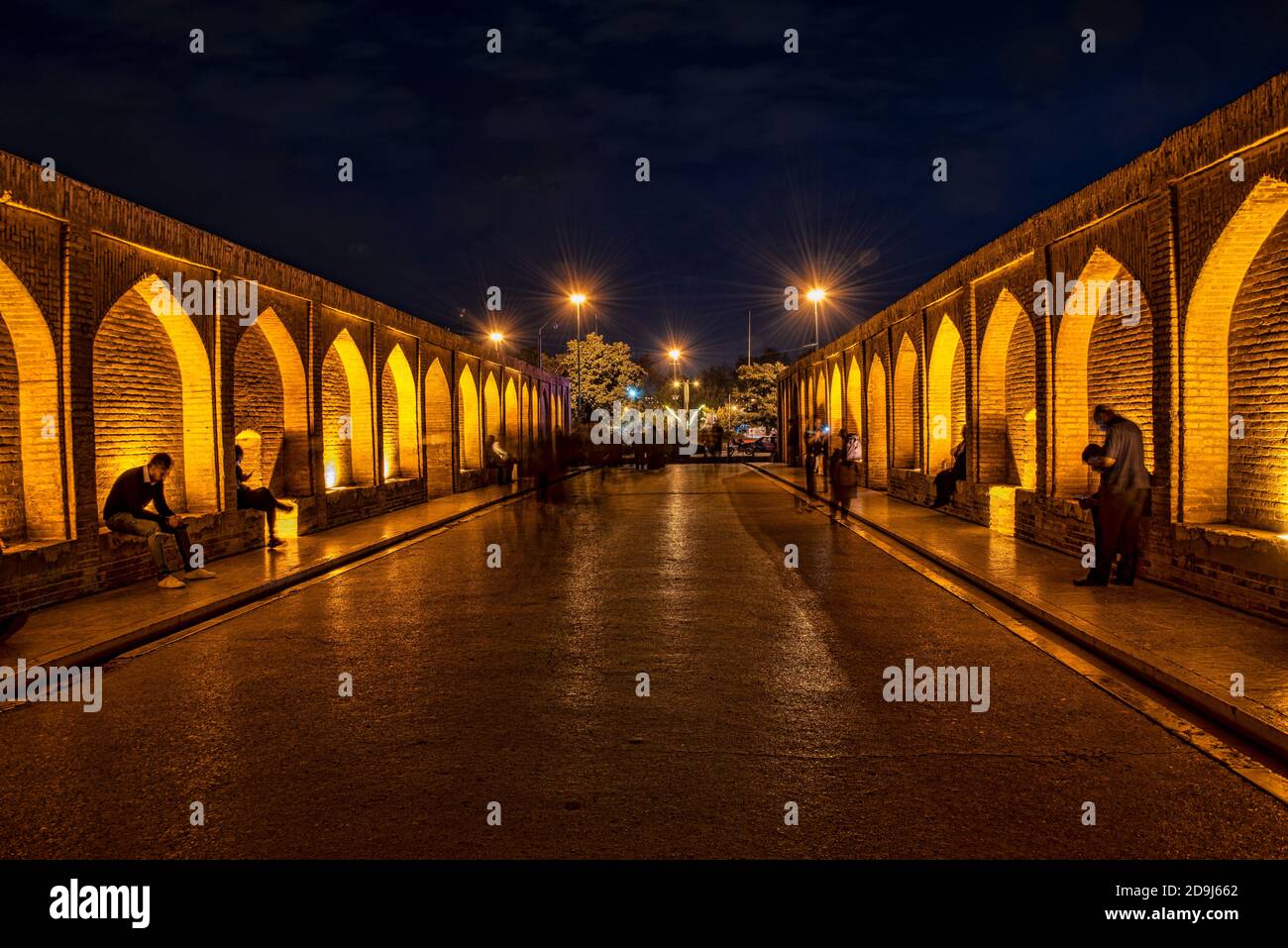 Allahverdi Khan bridge or Si-o-se-pol bridge over Zayandeh river ...