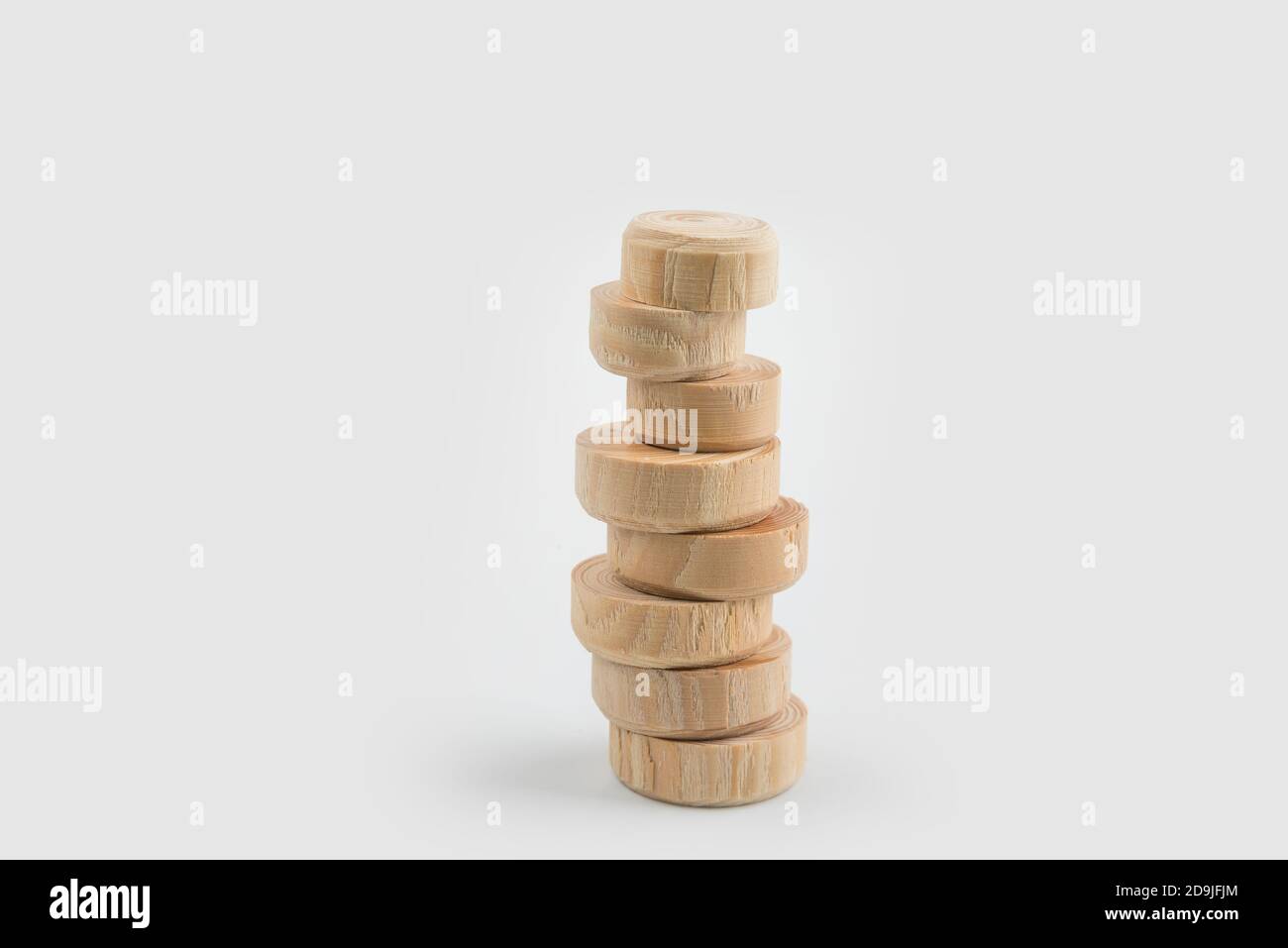 Pile of circle Wooden cutouts for conceptual sign Stock Photo - Alamy
