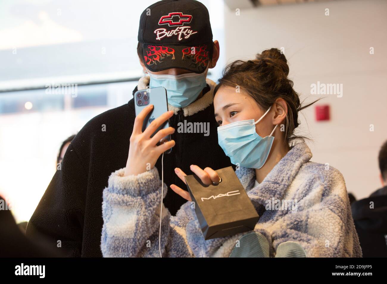 Iphone 12 china hi-res stock photography and images - Alamy