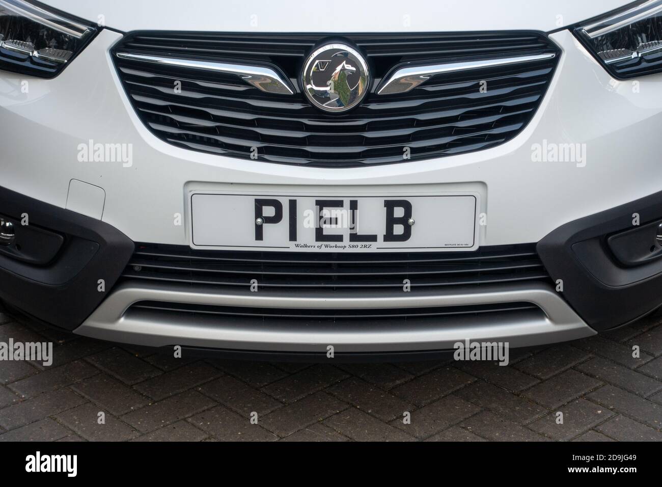 Private number plate hi-res stock photography and images - Alamy