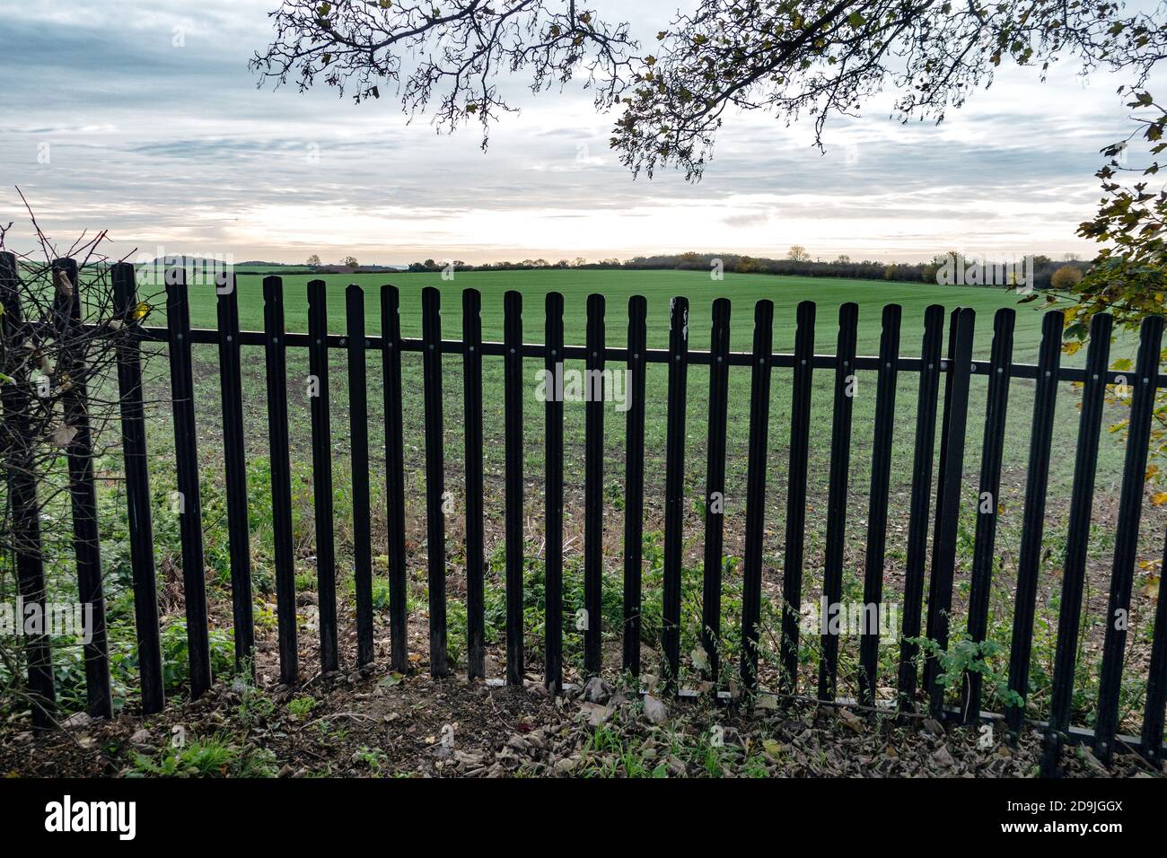 no through road, fence blocking off field Stock Photo - Alamy