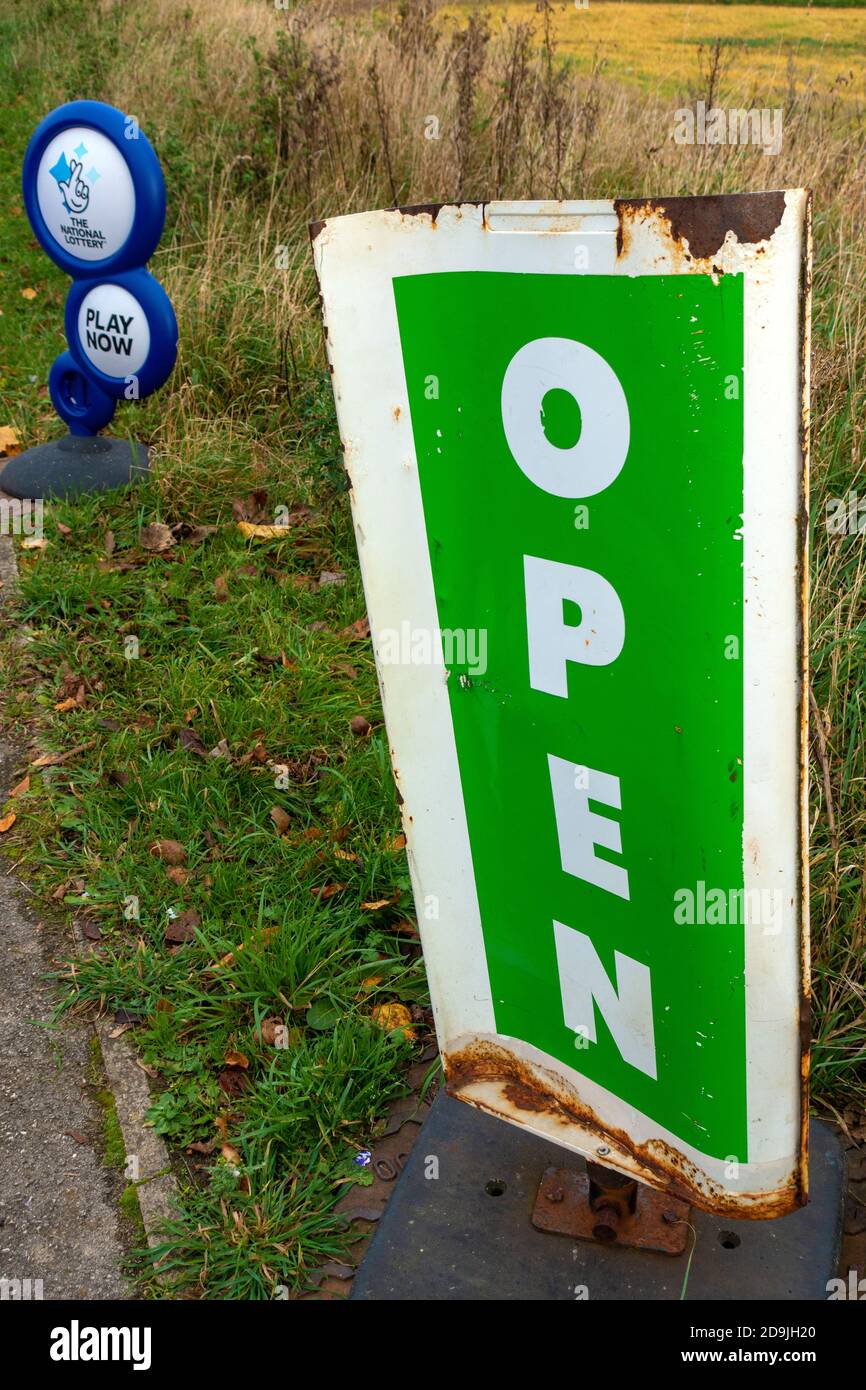 Rotating sign hi-res stock photography and images - Alamy