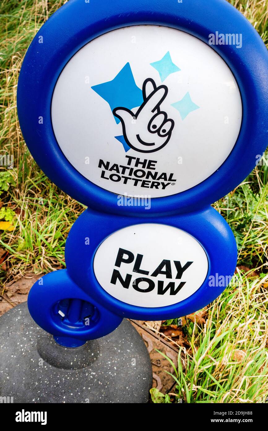 Uk lotto sign outside shop hi-res stock photography and images - Alamy