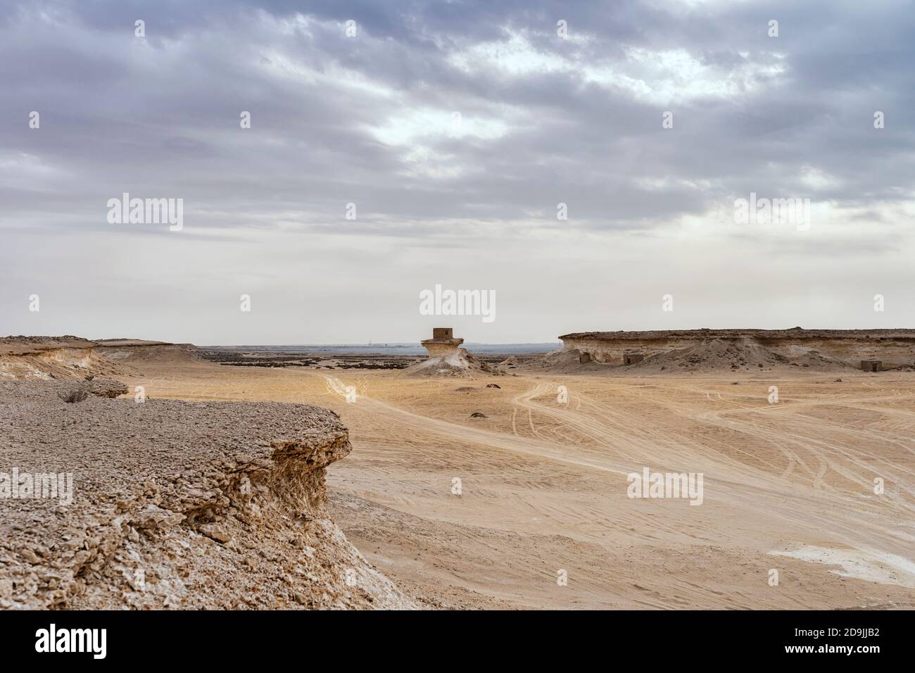 Middle east landscape hi-res stock photography and images - Alamy
