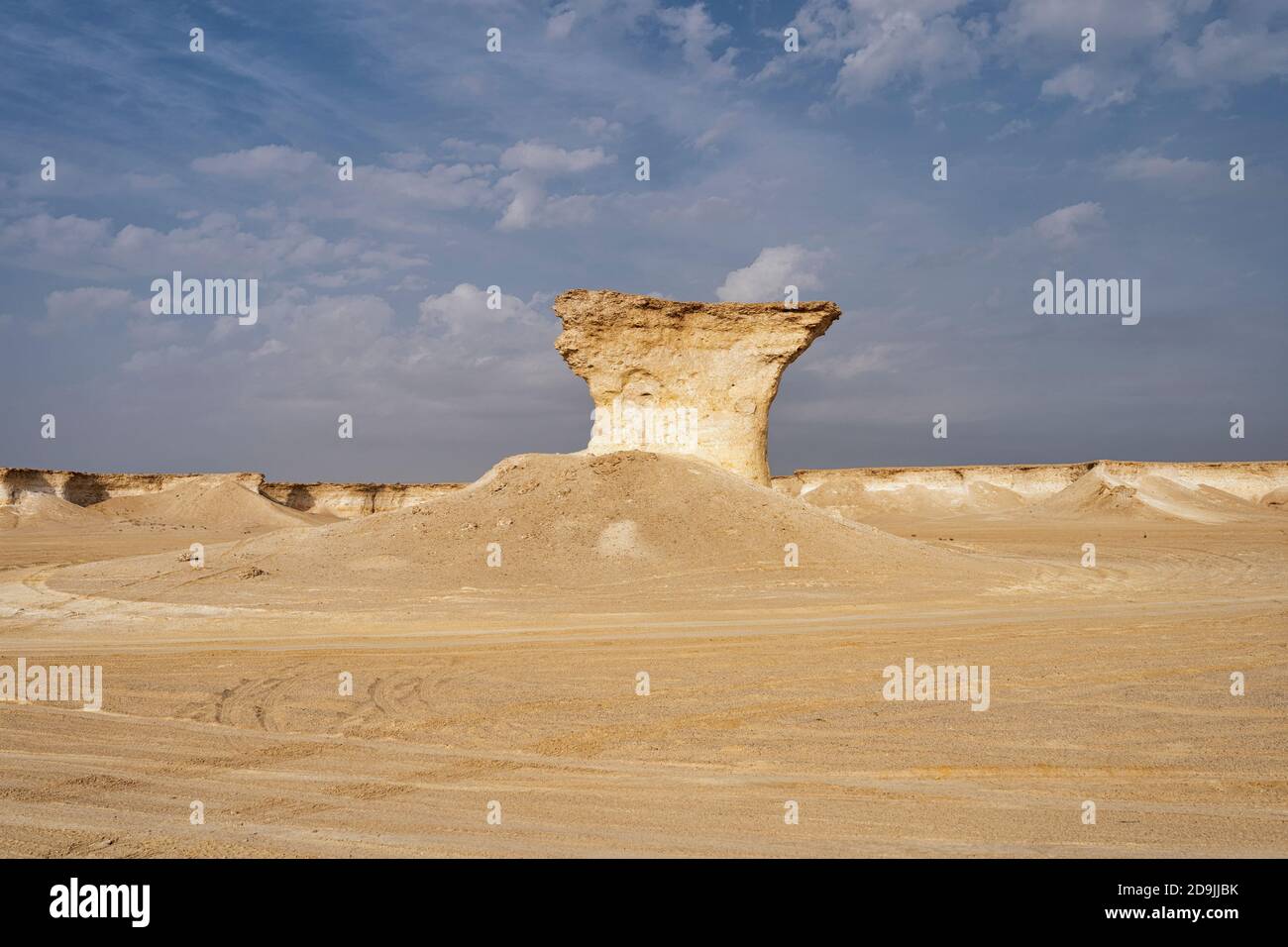 Dukhan qatar hi-res stock photography and images - Alamy
