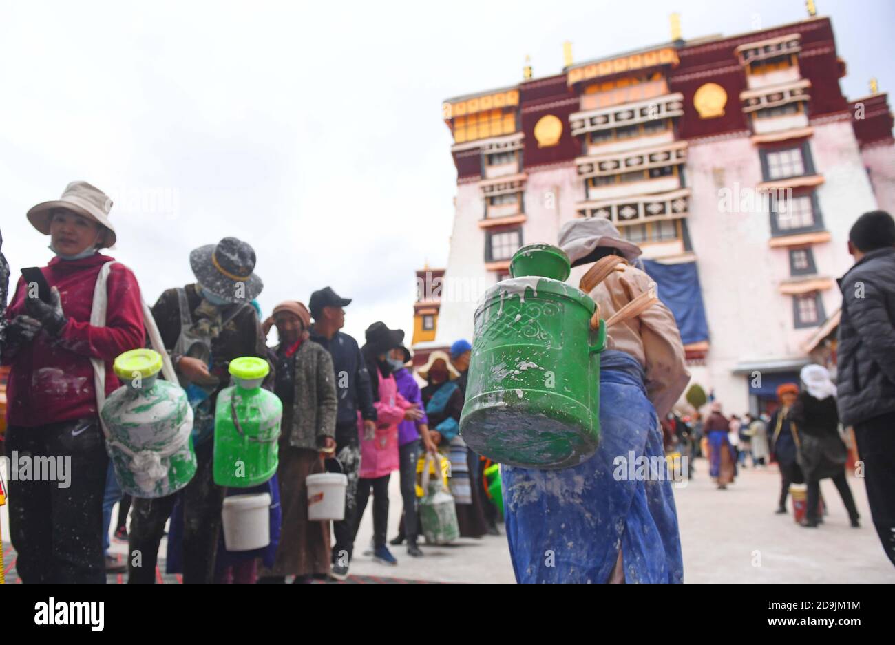 The 1,300-year-old Potala Palace in Lhasa, capital of Southwest China's ...