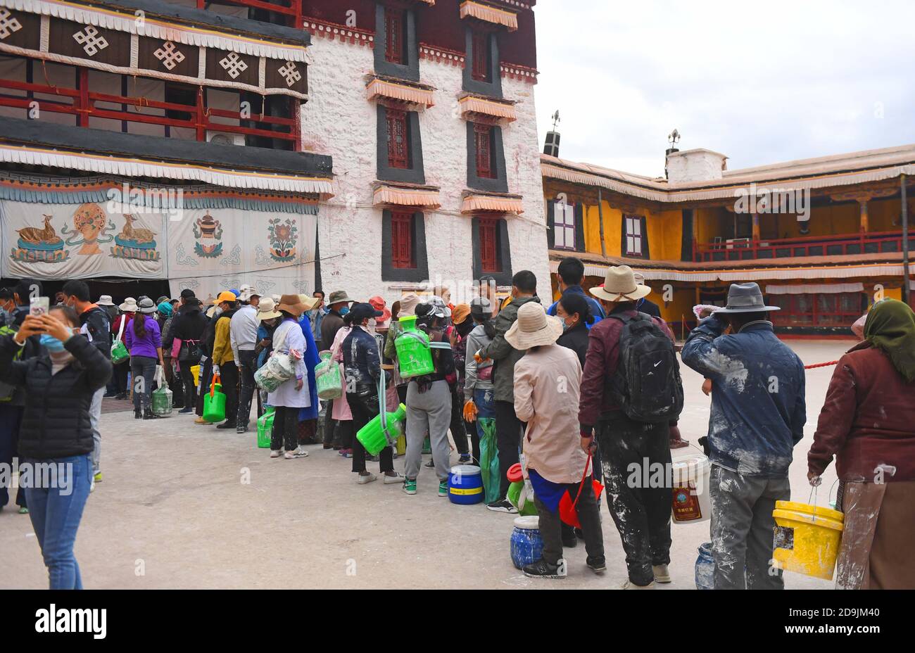 The 1,300-year-old Potala Palace in Lhasa, capital of Southwest China's ...