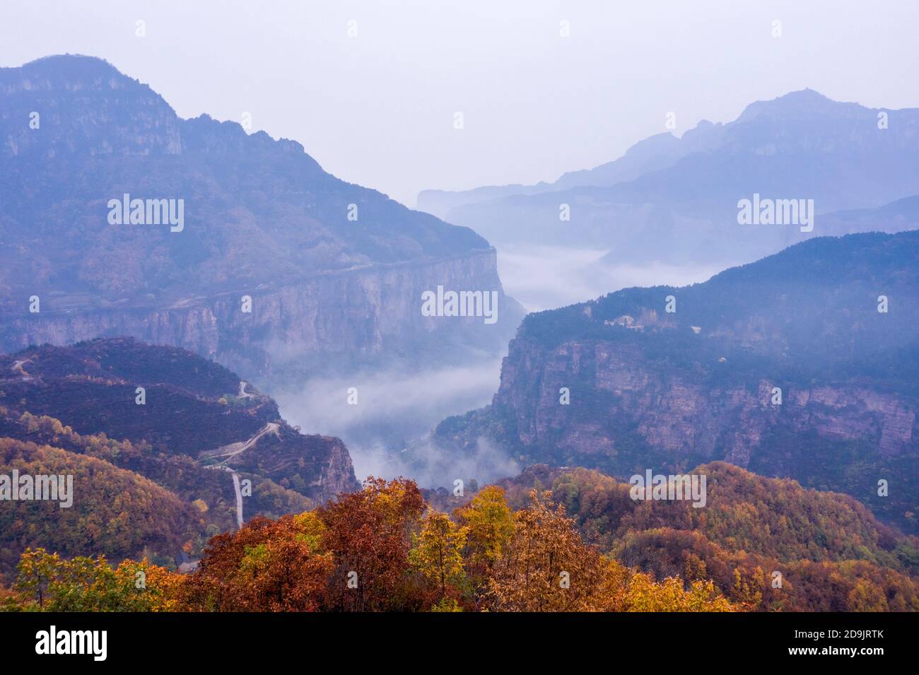The beautiful autumn scenery of Taihang Mountain in the rain in ...