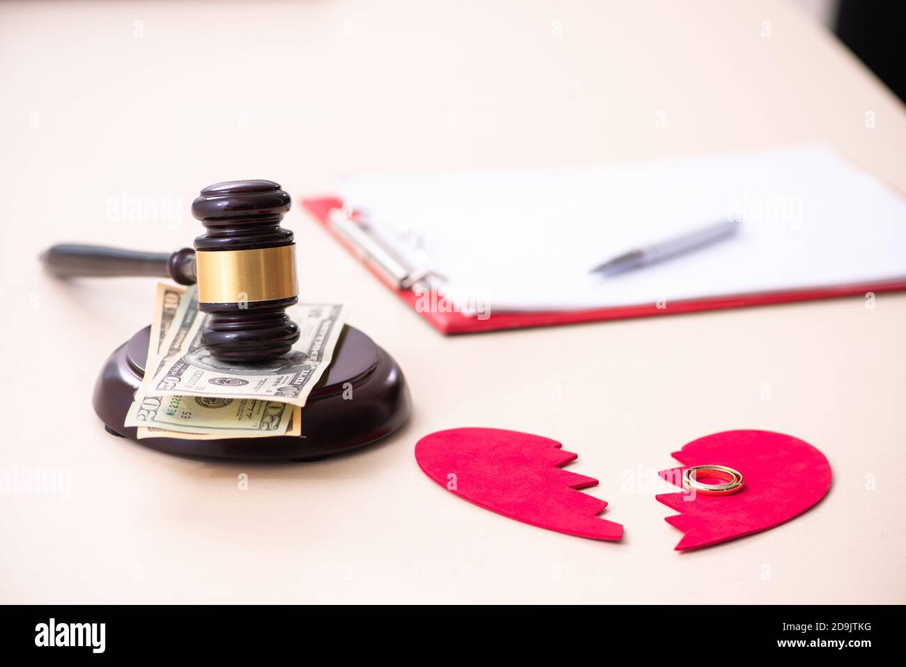 Couple divorcing in alimony concept Stock Photo - Alamy