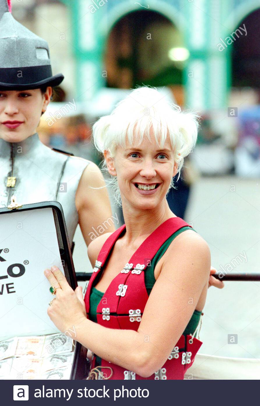 English Tv Presenter High Resolution Stock Photography and Images - Alamy