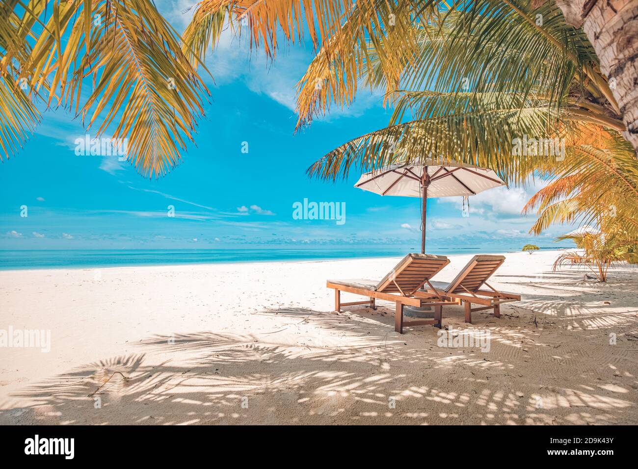 Perfect sunset beach. Idyllic tropical beach landscape for background ...